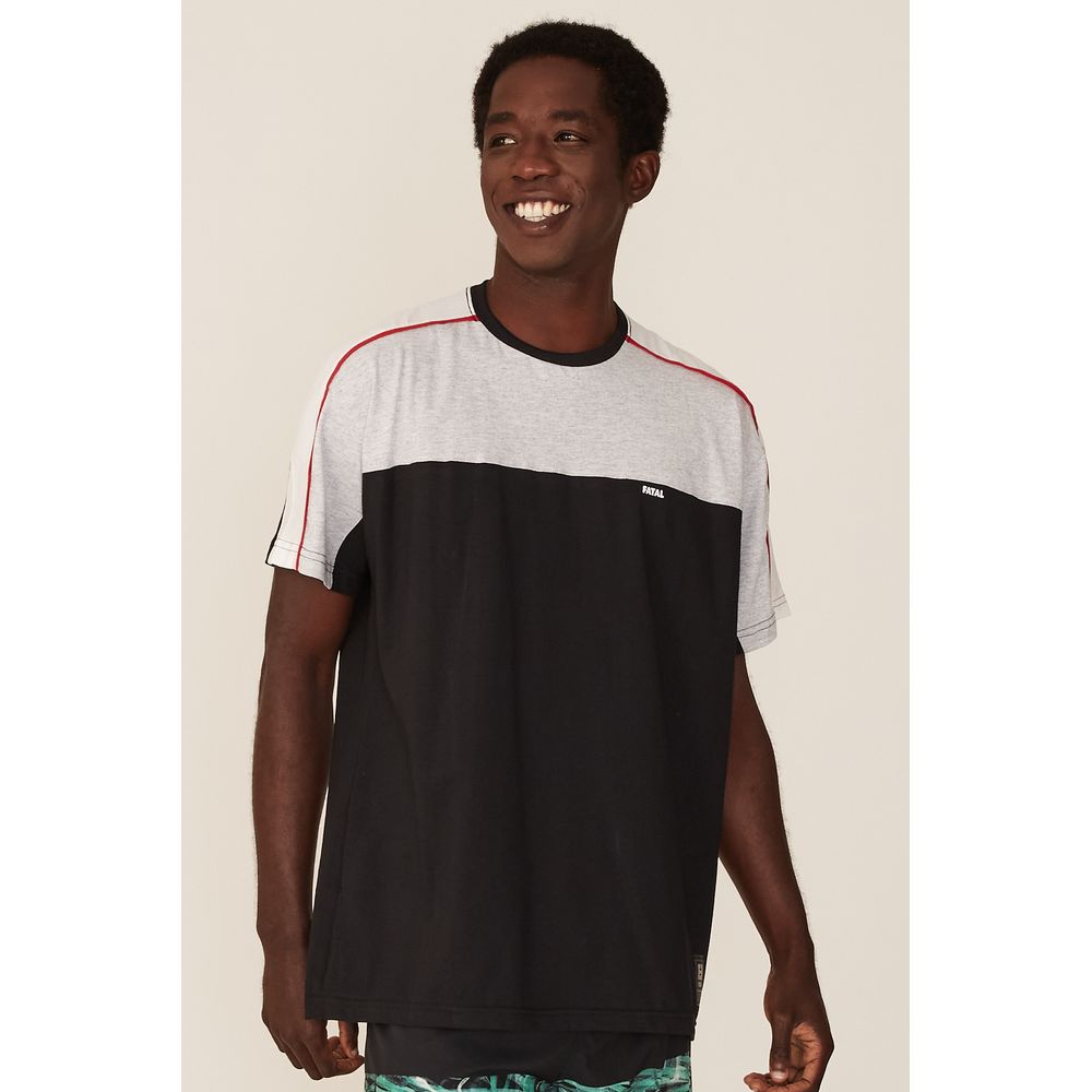 Camiseta Fatal Plus Size Especial Preta - Urbane