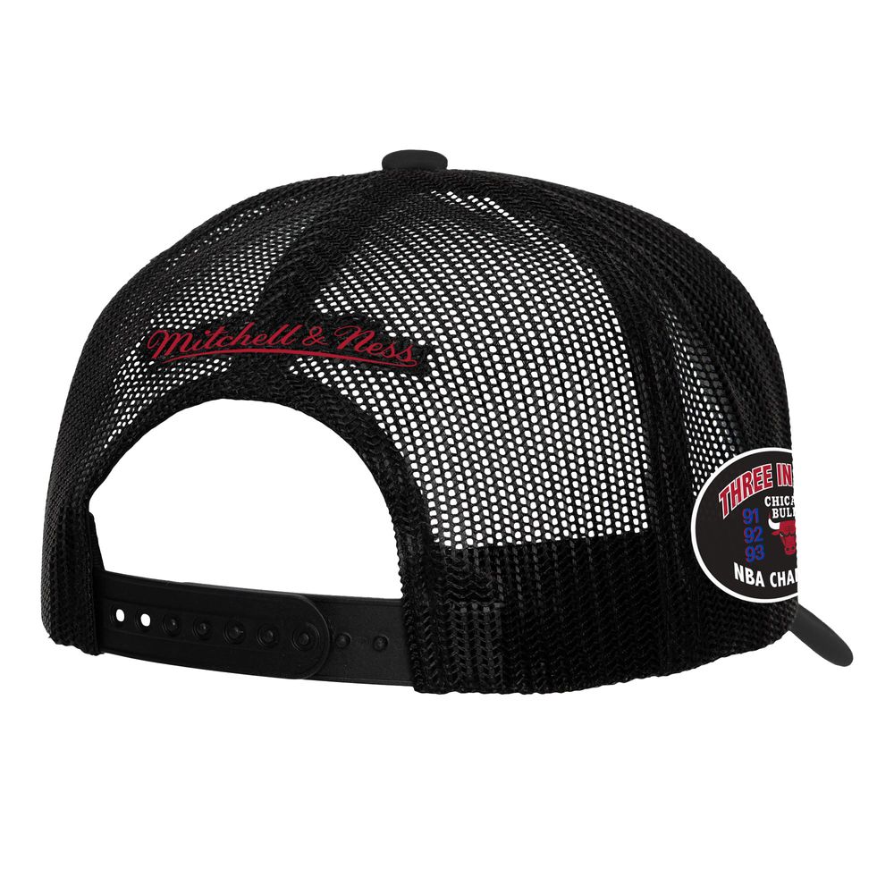Boné Mitchell & Ness NBA Trucker HWC Chicago Bulls Preto - Urbane